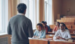 Tier 4 student visa UK: discontinued & replacement